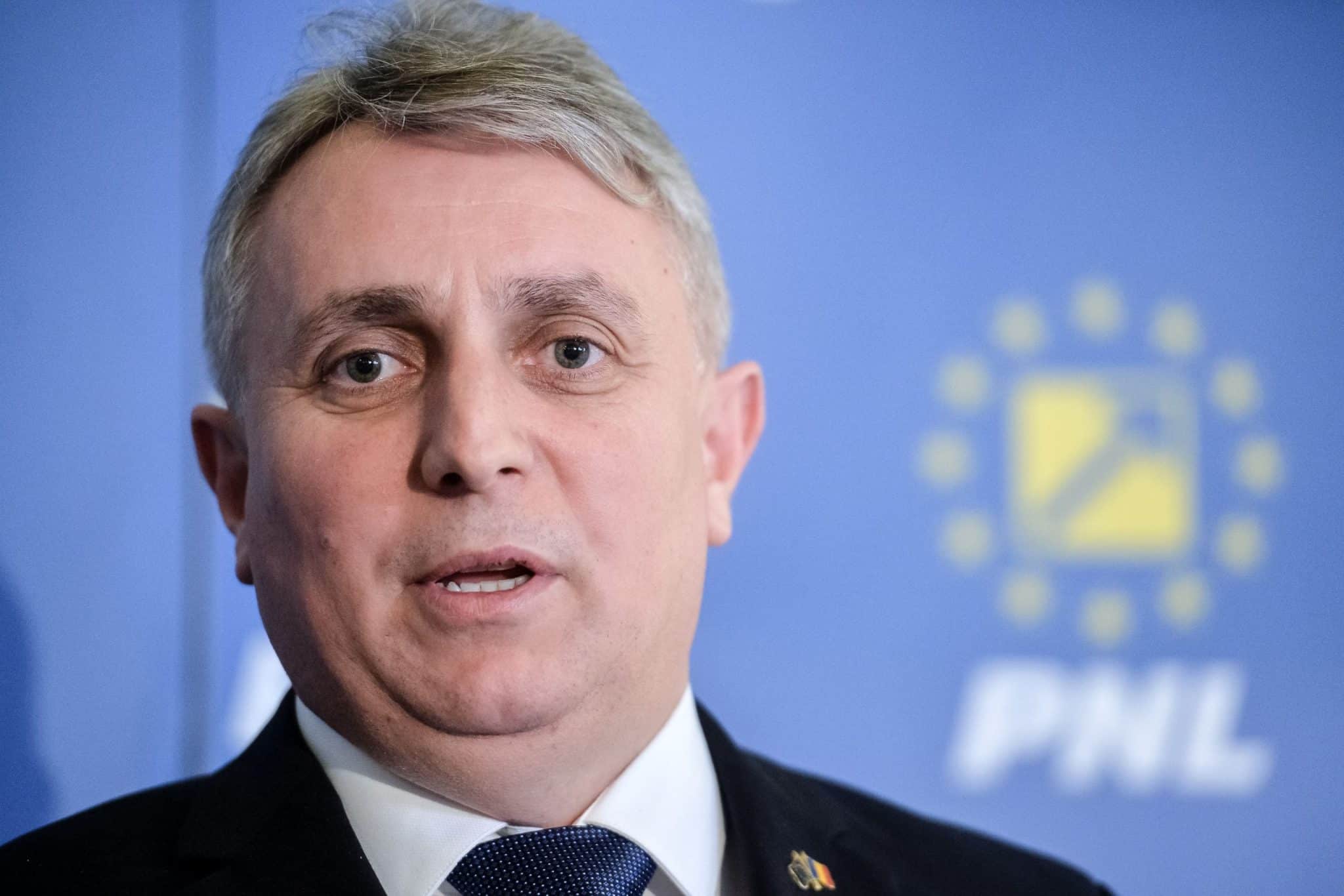 Mit Pentru Schengen Bode A Cump rat Cu 44 Milioane Euro Dou Nave De