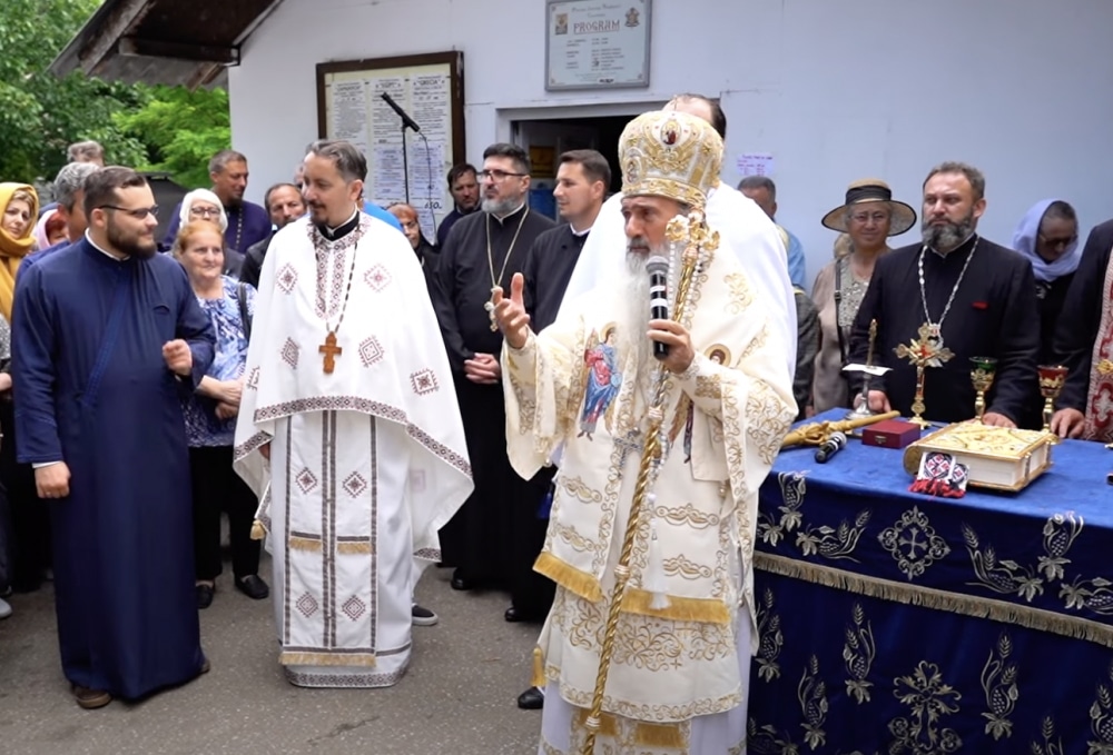 Ciprian Demeter: Biserica Izvorul Tămăduirii duce cu ea o poveste ...