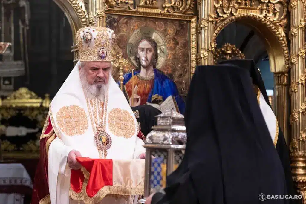 Patriarhul Daniel: Apel la solidaritate cu persoanele grav afectate de ...