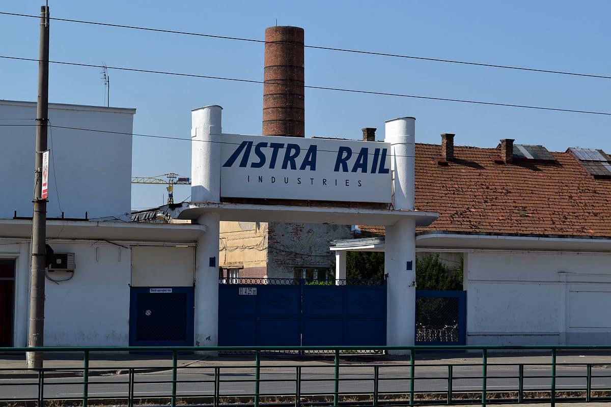 Astra Rail Arad își închide porțile: 699 de angajați concediați ...