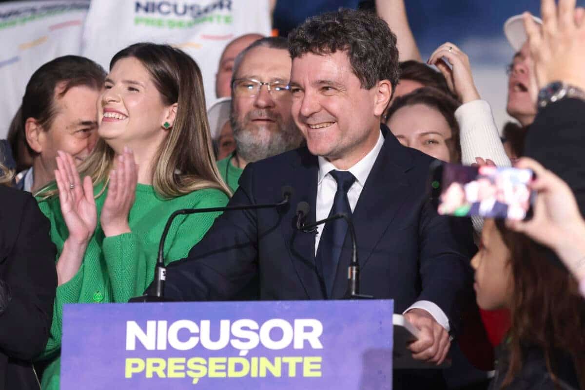 Campania curată a lui Nicușor, cu bani murdari. Povestea Praznitchi ...