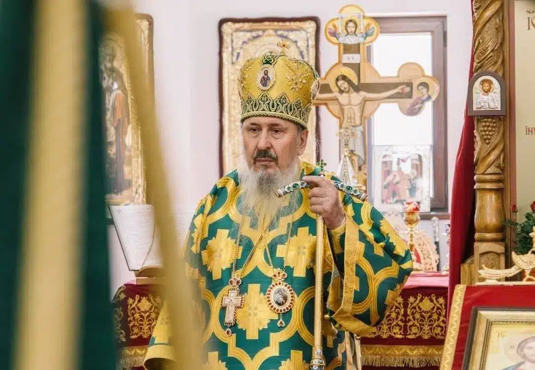 BOR, prinsă într-un nou scandal homosexual! Imagini indecente cu ...